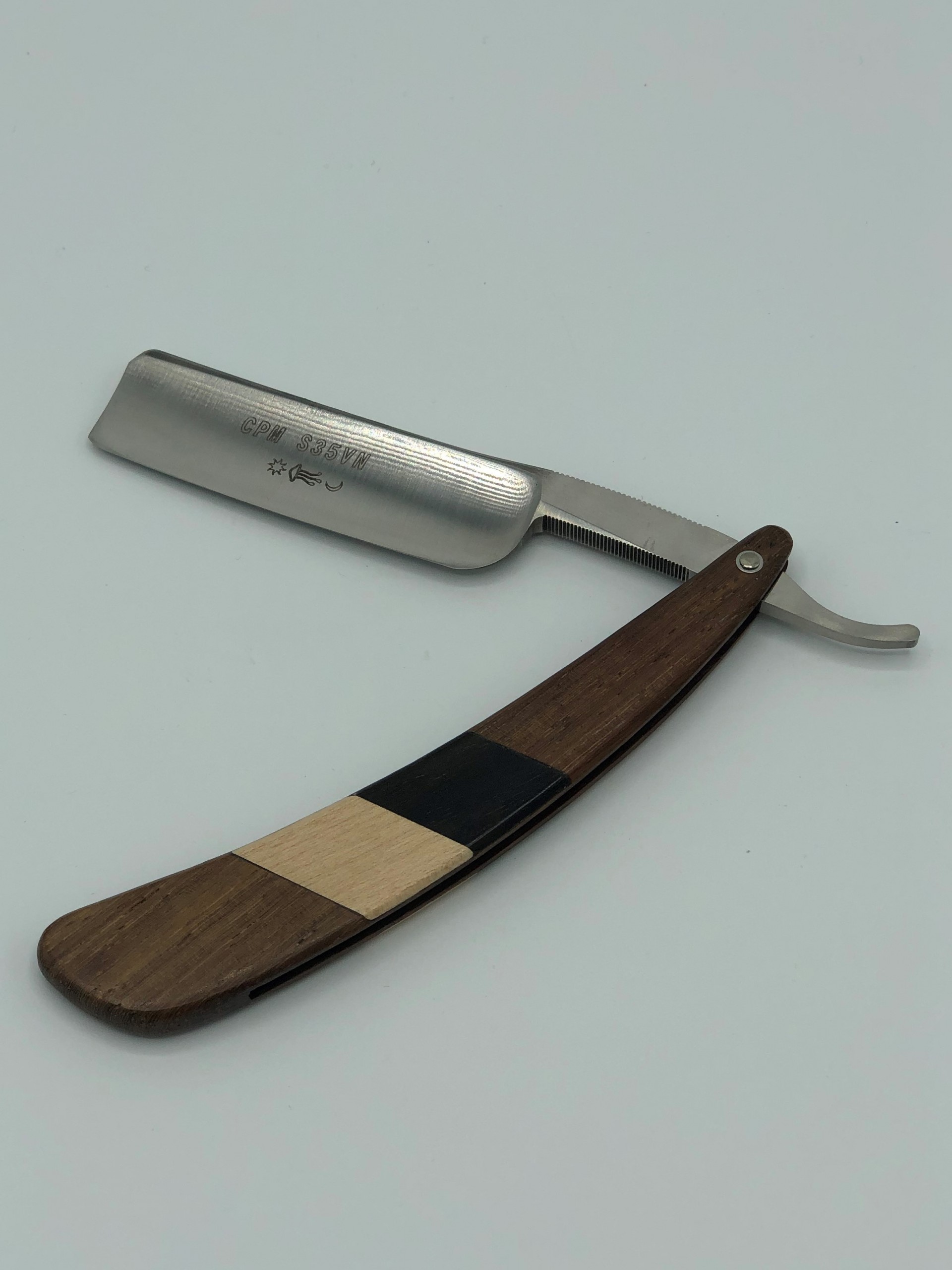 RASOIO A MANO LIBERA - Profumeria Castelli